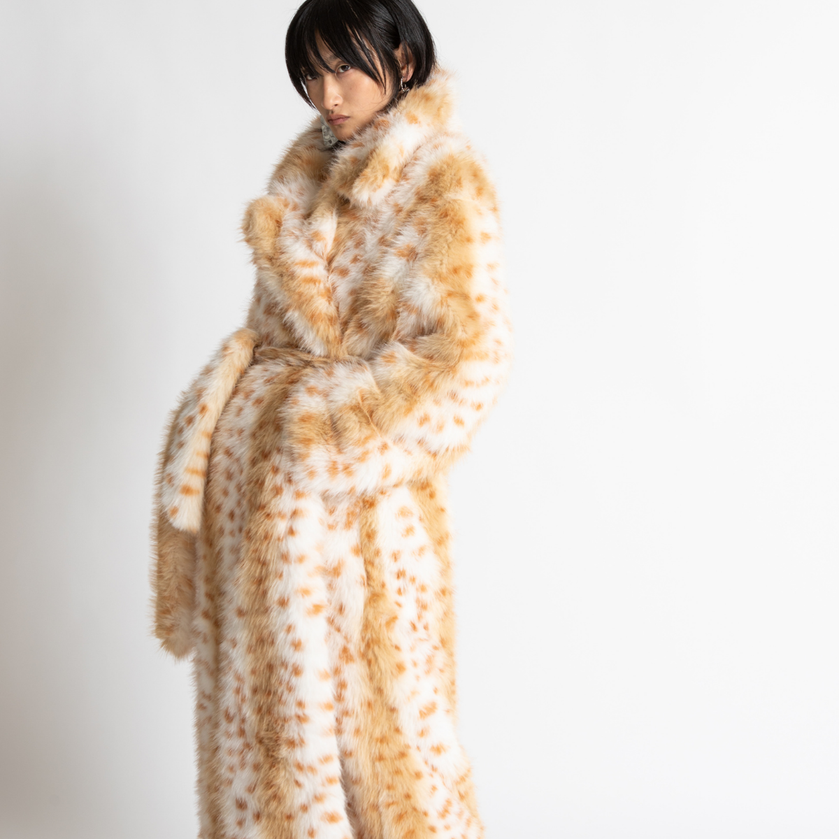 Ember Faux Fur Coat – Whisstler